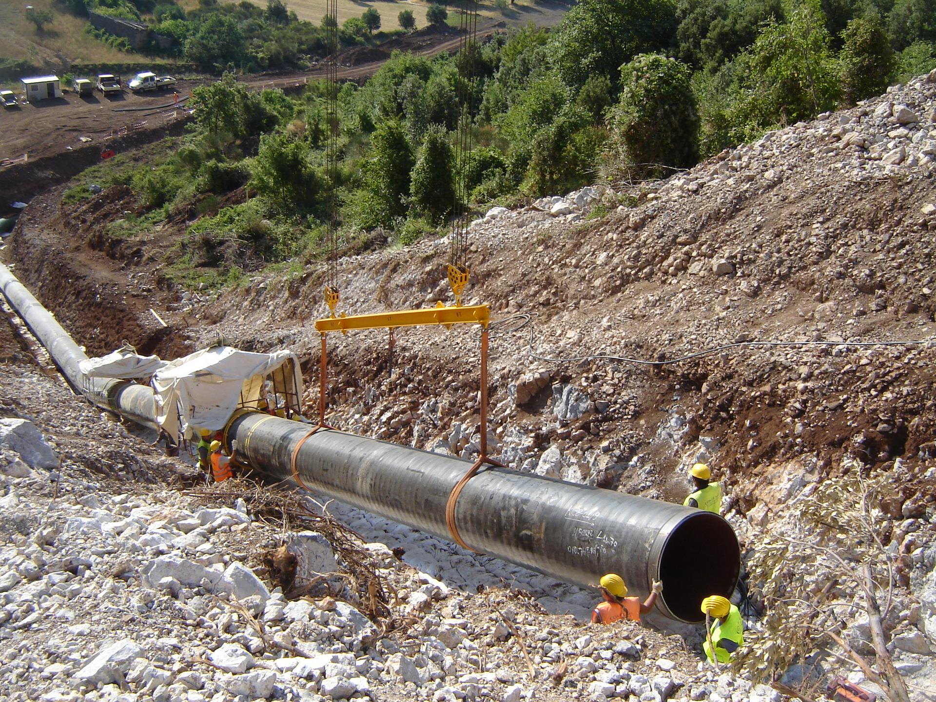 LCS – The Cable Crane Company – Pipeline Construction